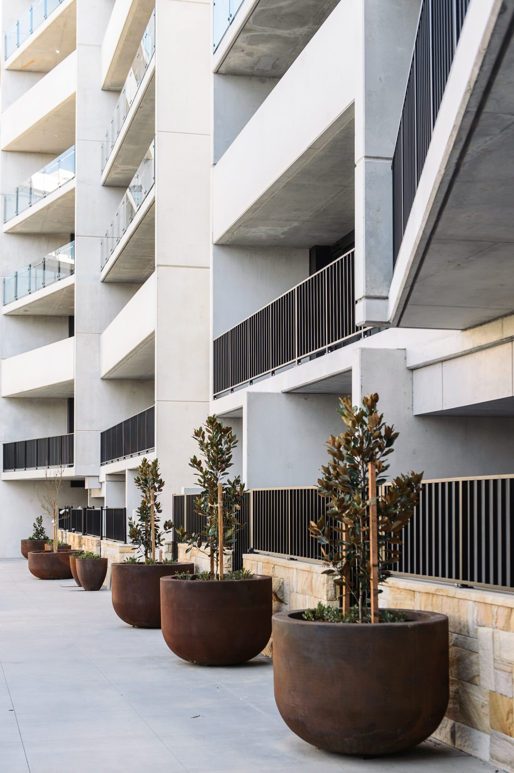 GRC Pots, Lightweight, Large GRC Concrete Pots